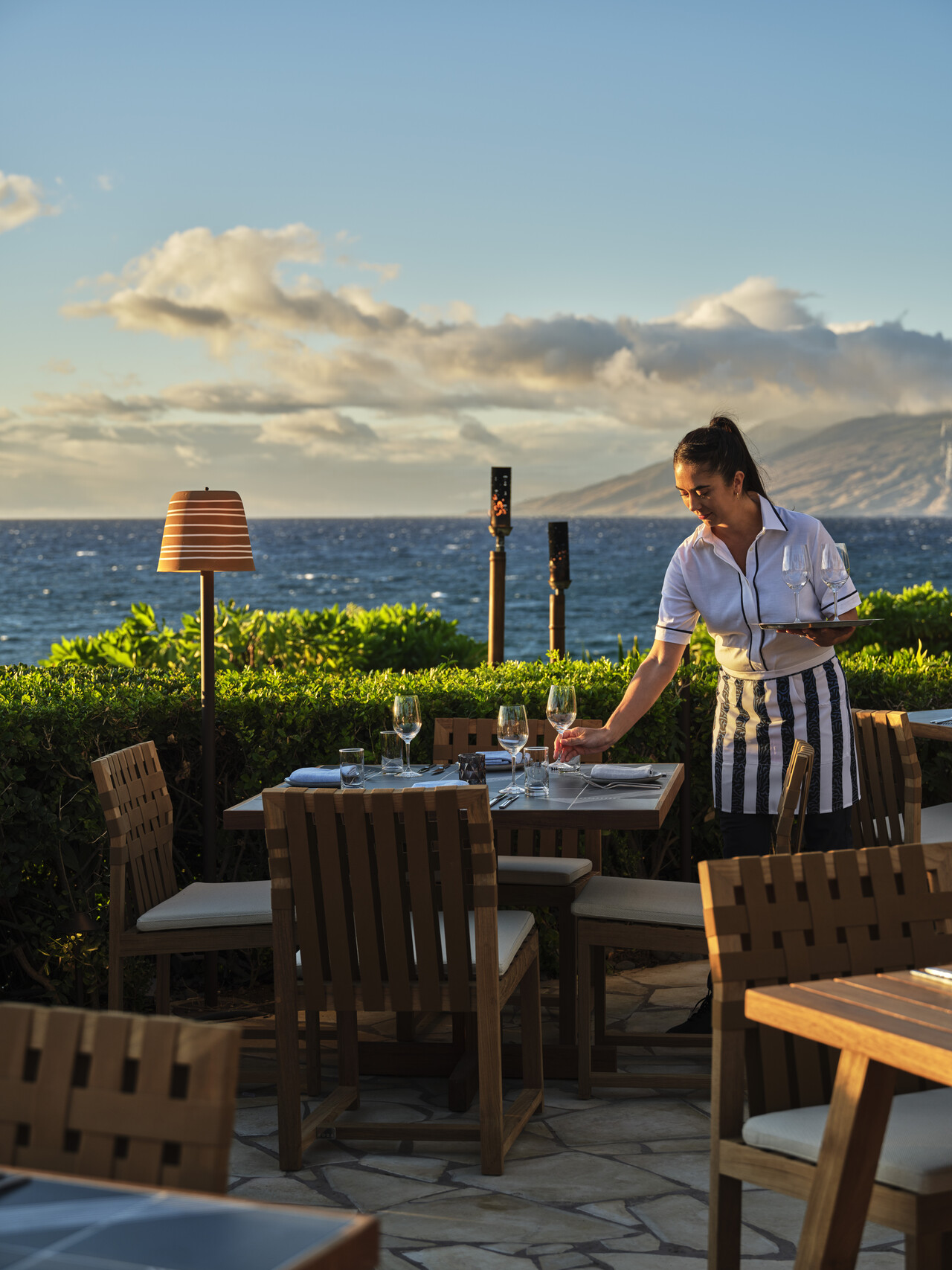 Photos: Ferraro’s Restaurant & Bar at the Four Seasons Maui – Bay Area ...