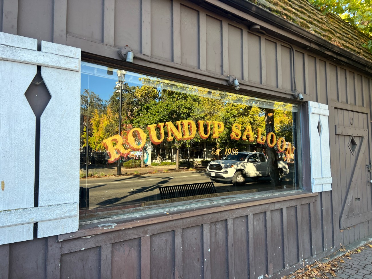 Lafayette's Iconic Bar Just Celebrated Its 90th Birthday – Bay Area ...